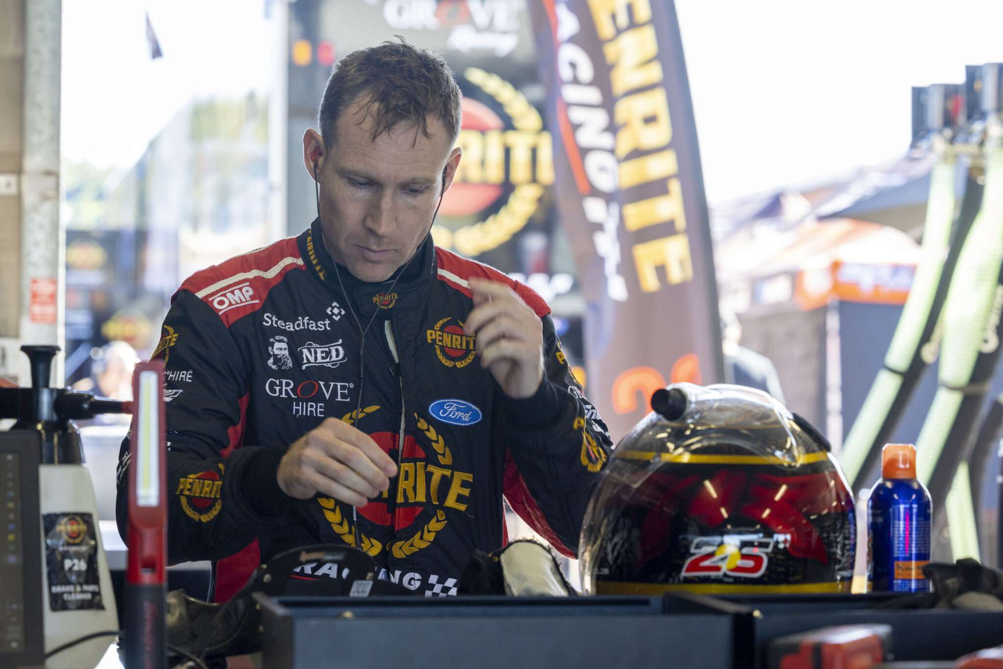 A TOUGH OPENING DAY OF RACING FOR REYNOLDS AND HOLDSWORTH IN TOWNSVILLE ...